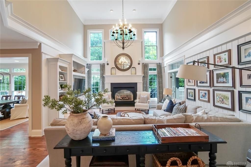 A Stunning 90's Home Update - Evolution of Style